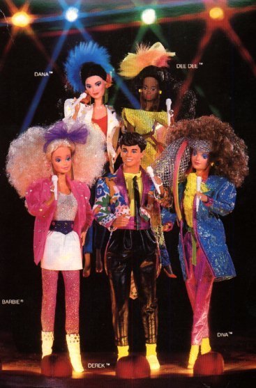 Barbie & The Rockers | Una vitrina llena de tesoros (Barbie blog)