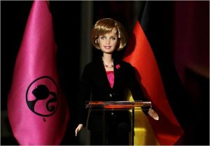 Angela Merkel OOAK Barbie Doll | Una vitrina llena de tesoros (Barbie blog)