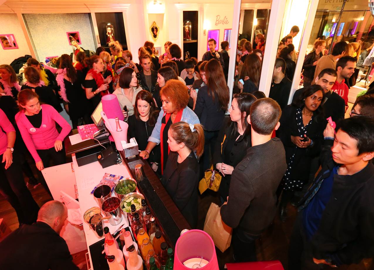 Barbie Factory París | Una vitrina llena de tesoros (Barbie blog)