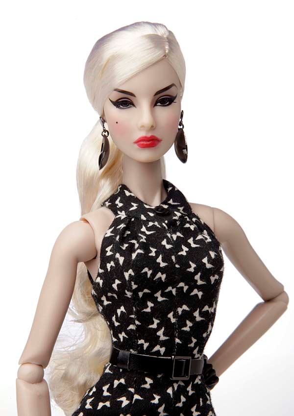 Aristocratic Baroness Agnes Von Weiss Dressed Doll | Una vitrina llena ...