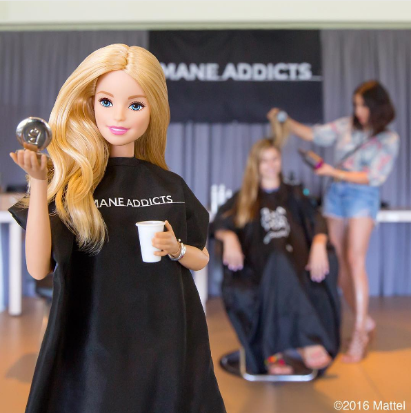Barbie y su uso como influencer | Una vitrina llena de tesoros (Barbie ...