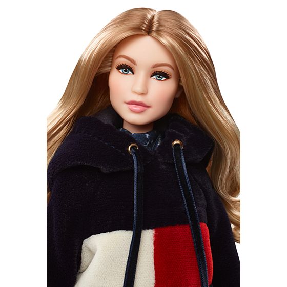 Gigi Hadid y su Barbie anunciada | Una vitrina llena de tesoros (Barbie ...