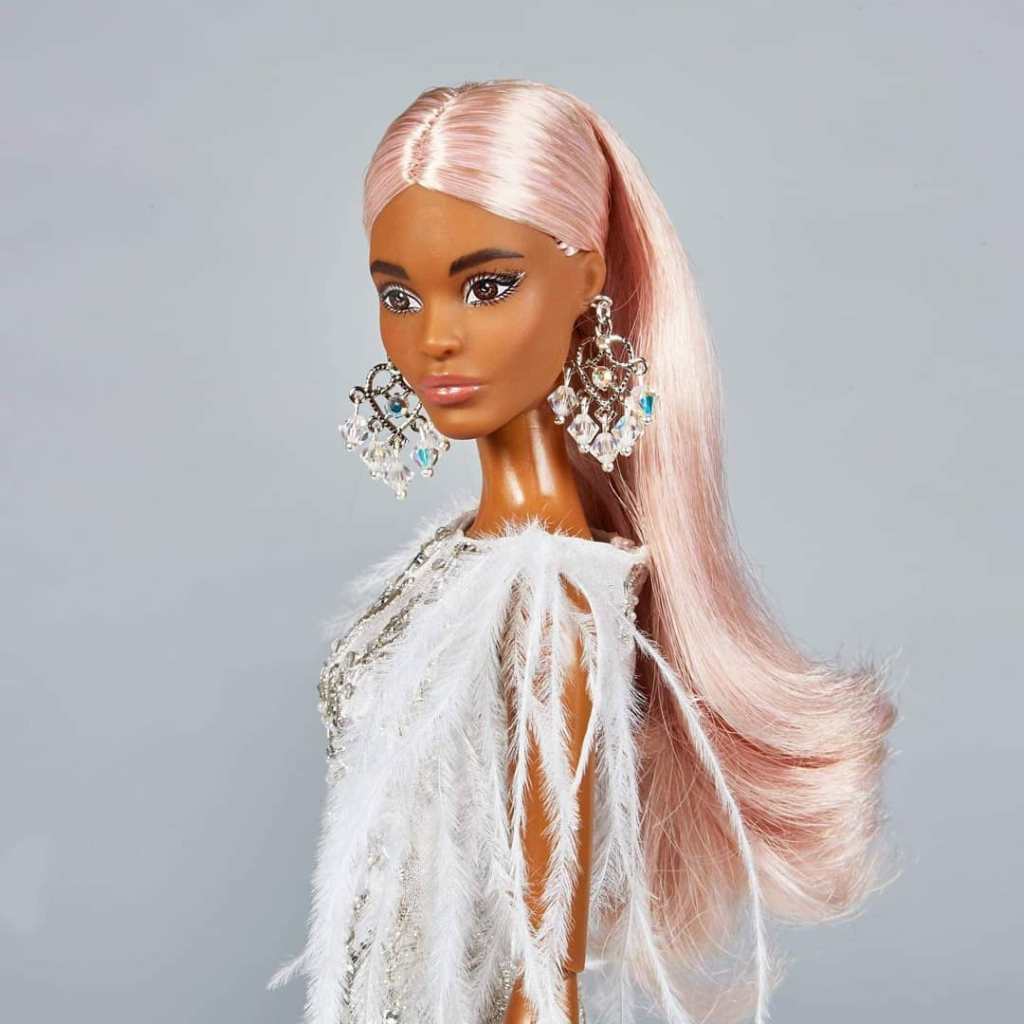 ¡Barbie celebra su 60 cumpleaños en Kansas! | Una vitrina llena de ...